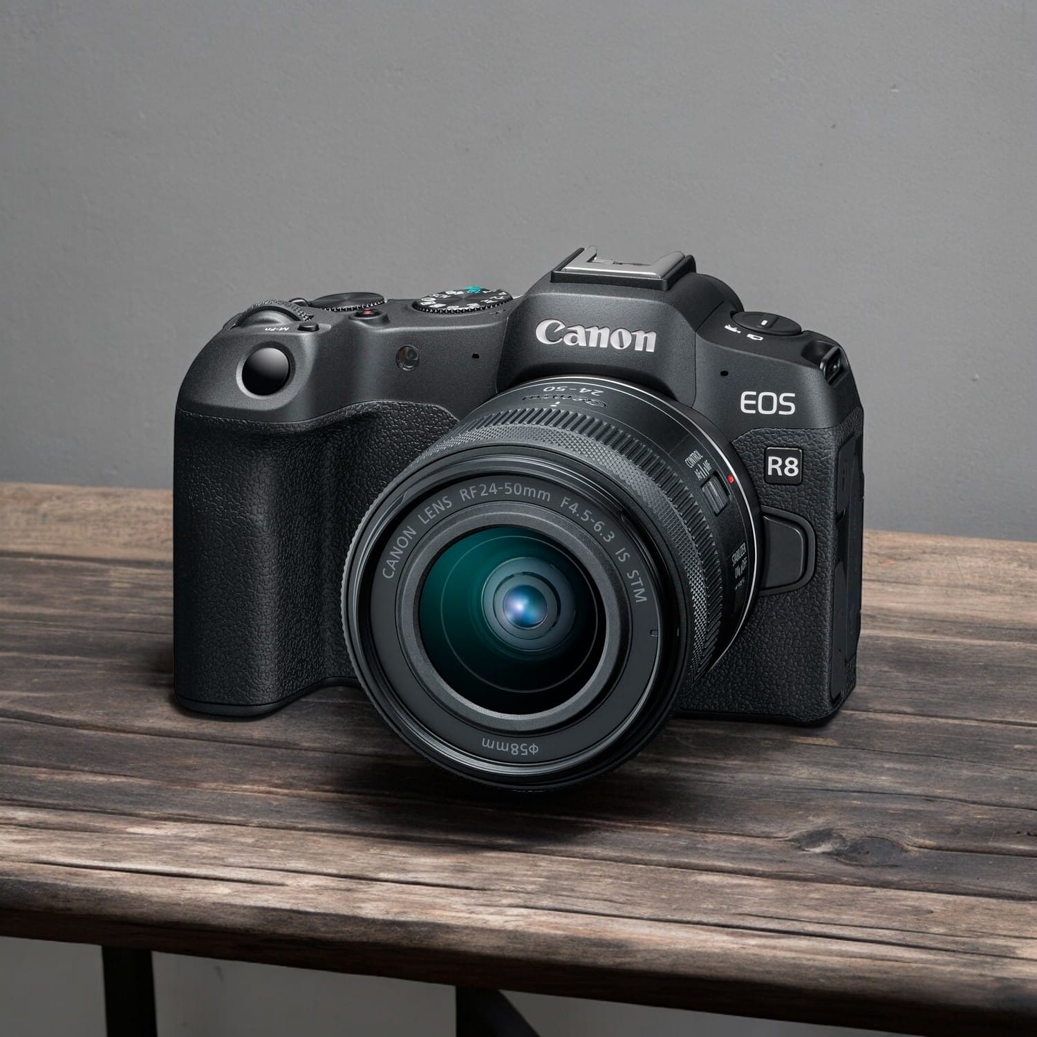 Canon EOS R8 : qualité d'image mais l'ergonomie à parfaire