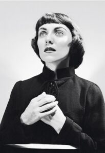 Helmut Newton : Le roi de la photographie de mode érotique